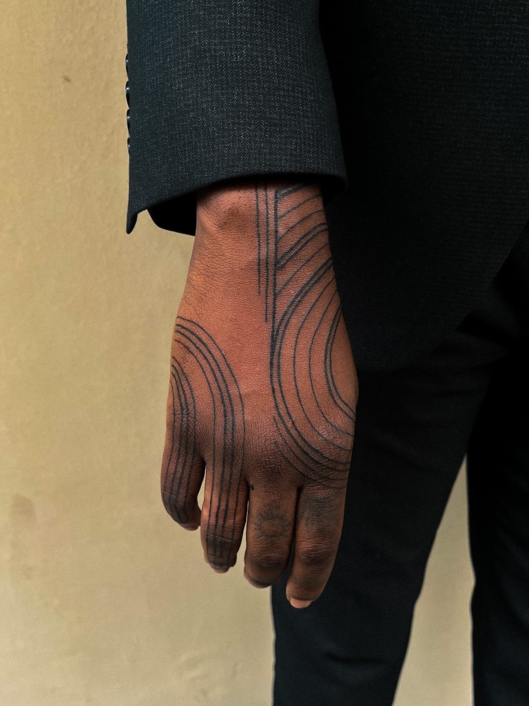 How This Tattoo Artist is Reviving Nsibidi and Uli – Okwu ID